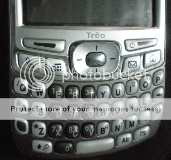 Mới đc cho 1 em Palm Treo 700p Verizon, nhưng ko bít xài....